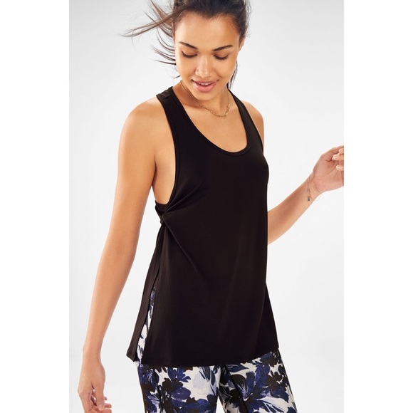 Fabletics | Tops | Fabletics Joyce Side Twist Tank Black Size Small ...